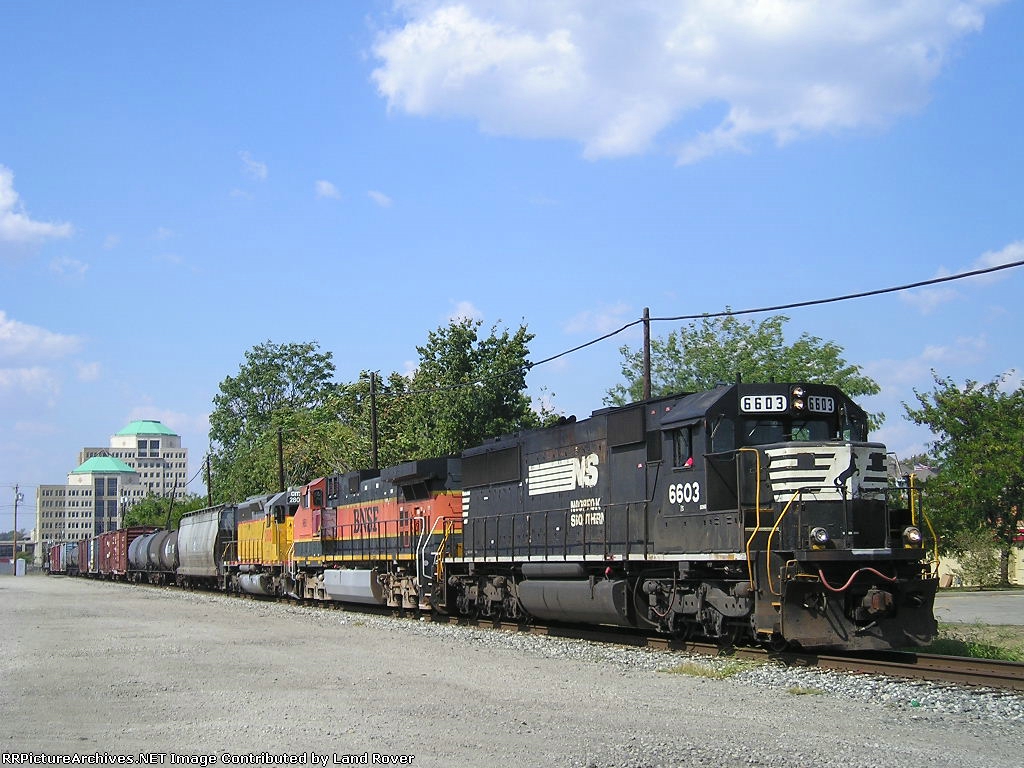NS 6603 On NS 123 Eastbound